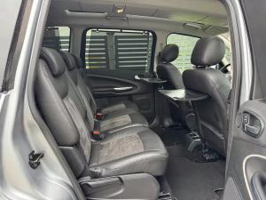 Zils Ford Galaxy 2008 Jelgava, ar dzinēja tilpumu 2.20 L un nobraukumu 385 tūkst. km par 5800 €, foto 12 vietnē AUTOMOTO.COM.LV