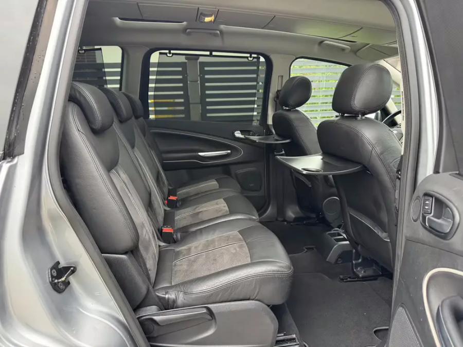 Zils Ford Galaxy 2008 Jelgava, ar dzinēja tilpumu 2.20 L un nobraukumu 385 tūkst. km par 5800 €, foto 12 vietnē AUTOMOTO.COM.LV