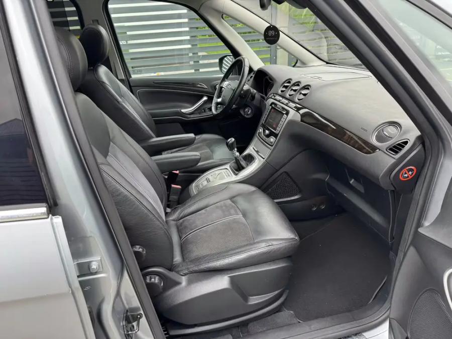 Zils Ford Galaxy 2008 Jelgava, ar dzinēja tilpumu 2.20 L un nobraukumu 385 tūkst. km par 5800 €, foto 13 vietnē AUTOMOTO.COM.LV