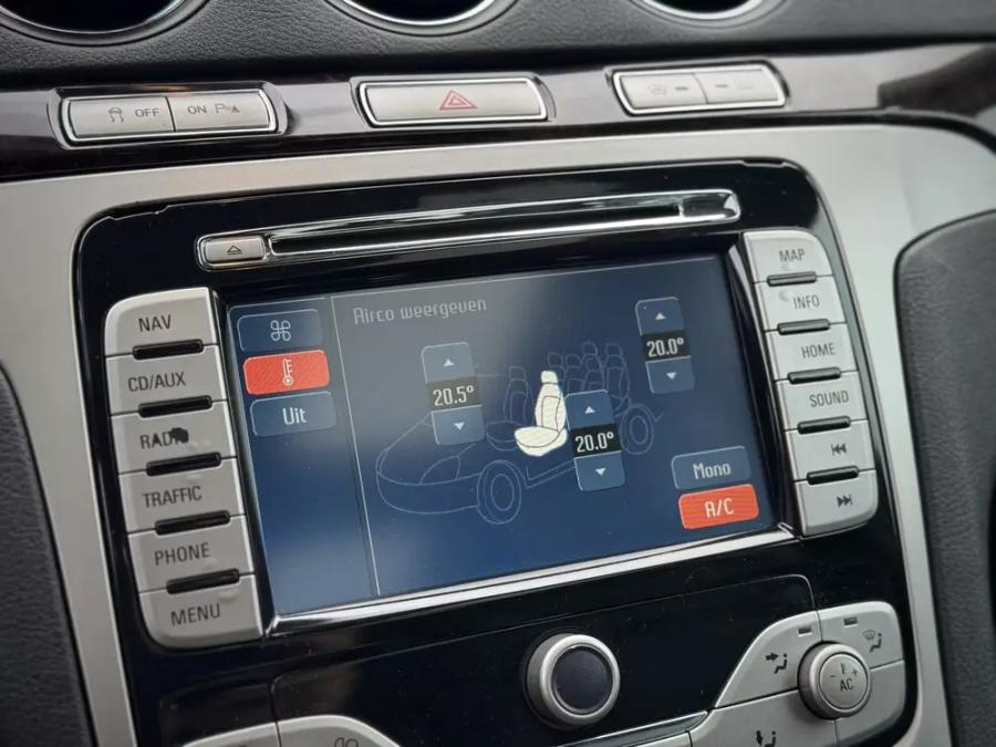 Zils Ford Galaxy 2008 Jelgava, ar dzinēja tilpumu 2.20 L un nobraukumu 385 tūkst. km par 5800 €, foto 18 vietnē AUTOMOTO.COM.LV