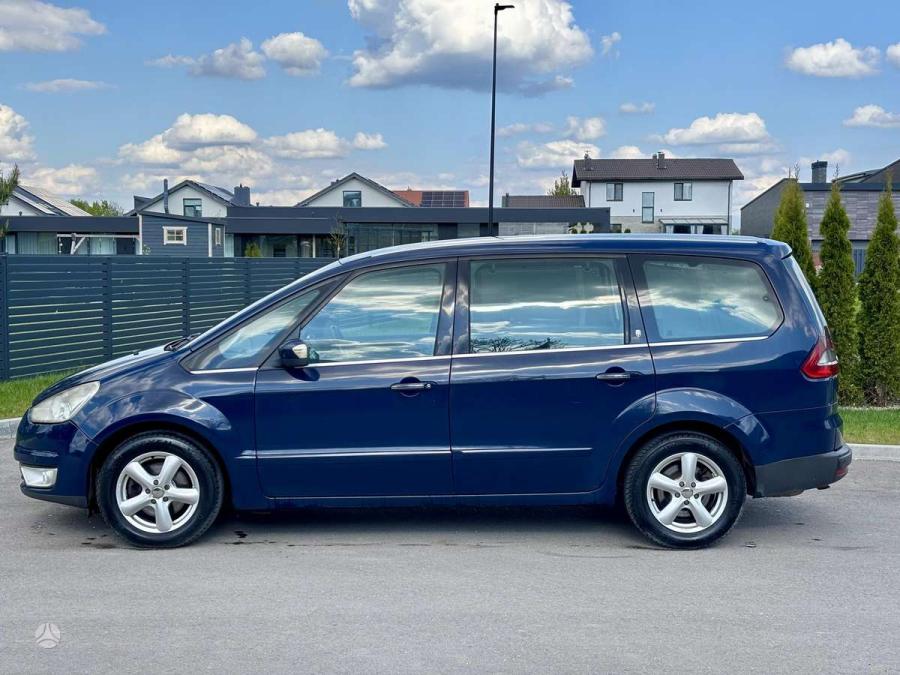 Blue Ford Galaxy 2008 in Vilnius, with an engine capacity of 2.00 L and mileage of 310 thousand km for 3100 €, photo 3 on AUTOMOTO.COM.LV