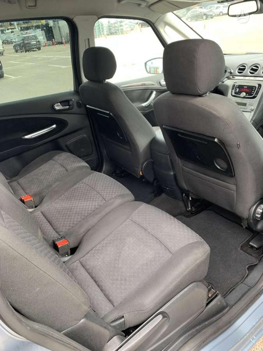 Blue Ford Galaxy 2009 in Kaunas, with an engine capacity of 2.00 L and mileage of 243 thousand km for 3650 €, photo 7 on AUTOMOTO.COM.LV