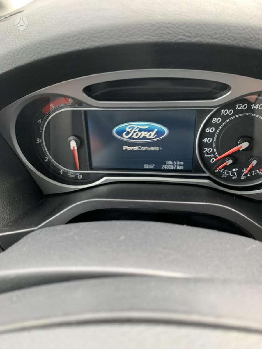 Blue Ford Galaxy 2009 in Kaunas, with an engine capacity of 2.00 L and mileage of 243 thousand km for 3650 €, photo 13 on AUTOMOTO.COM.LV