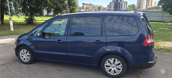 Blue Ford Galaxy 2010 in Kaunas, with an engine capacity of 2.00 L and mileage of 419 thousand km for 3900 €, photo 5 on AUTOMOTO.COM.LV