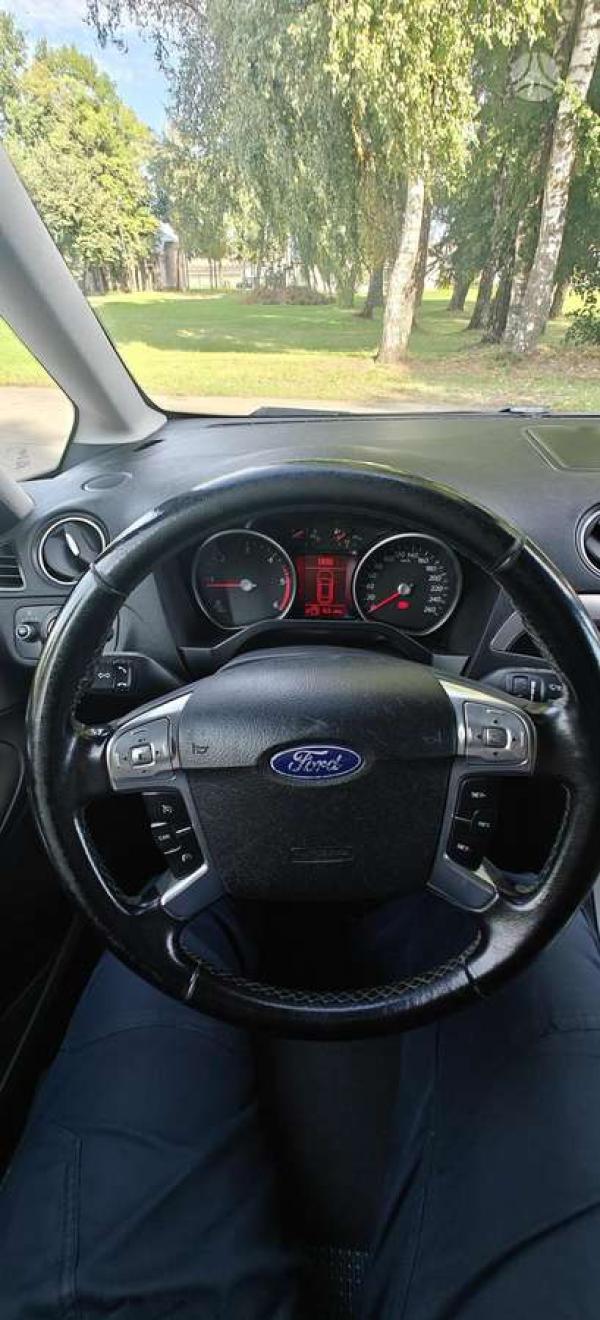 Blue Ford Galaxy 2010 in Kaunas, with an engine capacity of 2.00 L and mileage of 419 thousand km for 3900 €, photo 7 on AUTOMOTO.COM.LV