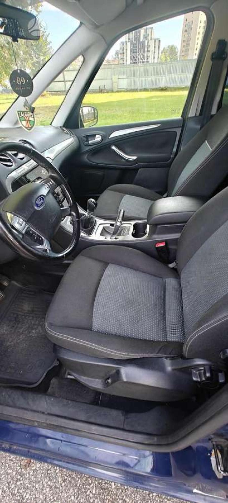 Blue Ford Galaxy 2010 in Kaunas, with an engine capacity of 2.00 L and mileage of 419 thousand km for 3900 €, photo 14 on AUTOMOTO.COM.LV