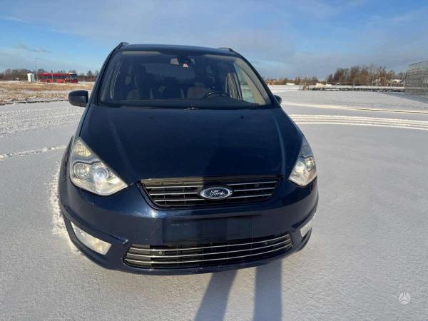 Blue Ford Galaxy 2011 in Vilnius, with an engine capacity of 2.00 L and mileage of 202 thousand km for 5200 €, photo 2 on AUTOMOTO.COM.LV