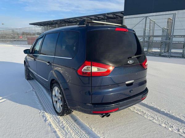 Blue Ford Galaxy 2011 in Vilnius, with an engine capacity of 2.00 L and mileage of 202 thousand km for 5200 €, photo 9 on AUTOMOTO.COM.LV