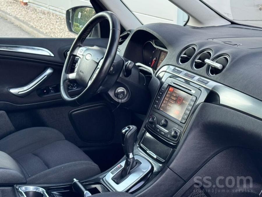 Zils Ford Galaxy 2011 Jelgava, ar dzinēja tilpumu 2.00 L un nobraukumu 237 tūkst. km par 5800 €, foto 16 vietnē AUTOMOTO.COM.LV