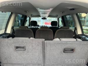 Zils Ford Galaxy 2011 Jelgava, ar dzinēja tilpumu 2.00 L un nobraukumu 237 tūkst. km par 5800 €, foto 21 vietnē AUTOMOTO.COM.LV
