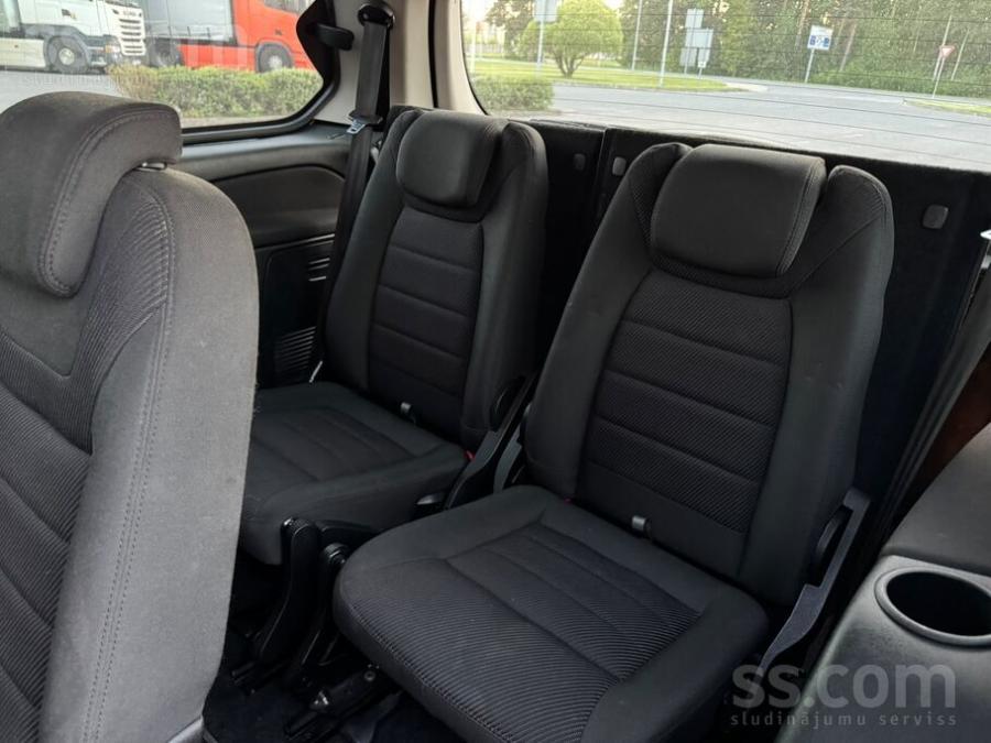 Zils Ford Galaxy 2011 Jelgava, ar dzinēja tilpumu 2.00 L un nobraukumu 237 tūkst. km par 5800 €, foto 22 vietnē AUTOMOTO.COM.LV