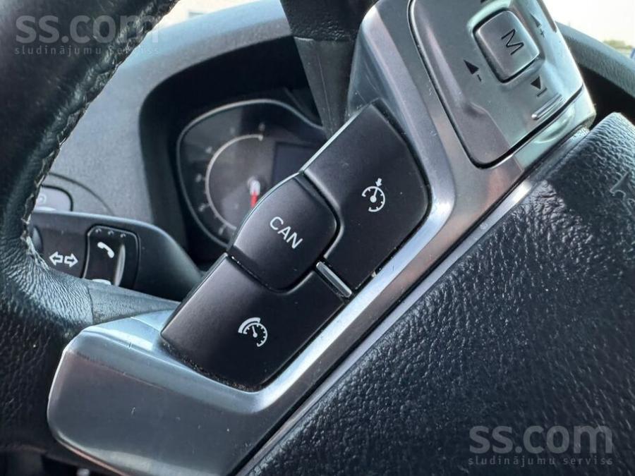 Zils Ford Galaxy 2011 Jelgava, ar dzinēja tilpumu 2.00 L un nobraukumu 237 tūkst. km par 5800 €, foto 24 vietnē AUTOMOTO.COM.LV