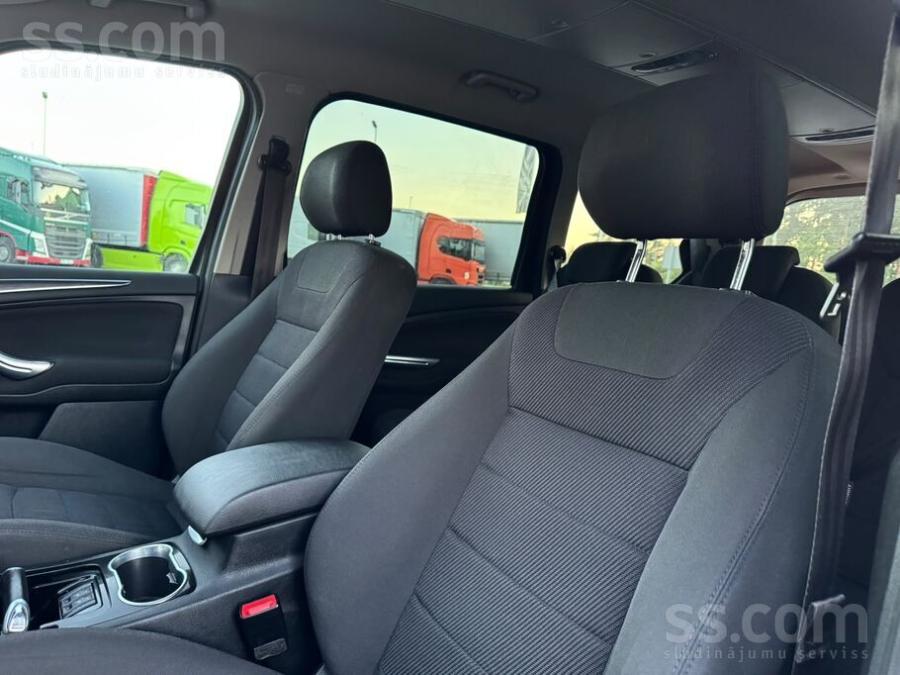Zils Ford Galaxy 2011 Jelgava, ar dzinēja tilpumu 2.00 L un nobraukumu 237 tūkst. km par 5800 €, foto 30 vietnē AUTOMOTO.COM.LV