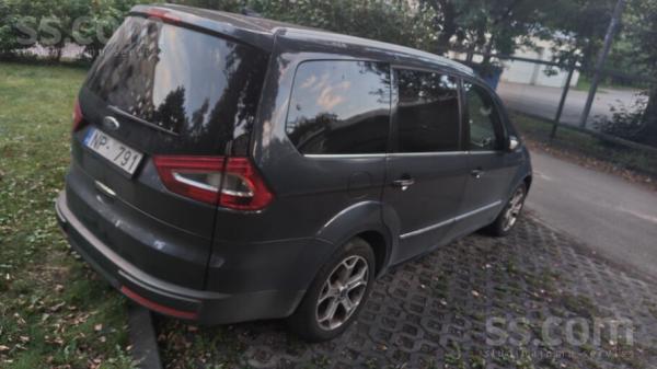 Blue Ford Galaxy 2011 in Riga, with an engine capacity of 2.00 L and mileage of 275 thousand km for 5000 €, photo 1 on AUTOMOTO.COM.LV