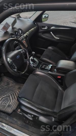Blue Ford Galaxy 2011 in Riga, with an engine capacity of 2.00 L and mileage of 275 thousand km for 5000 €, photo 4 on AUTOMOTO.COM.LV