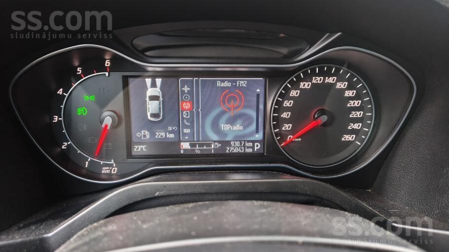 Blue Ford Galaxy 2011 in Riga, with an engine capacity of 2.00 L and mileage of 275 thousand km for 5000 €, photo 7 on AUTOMOTO.COM.LV