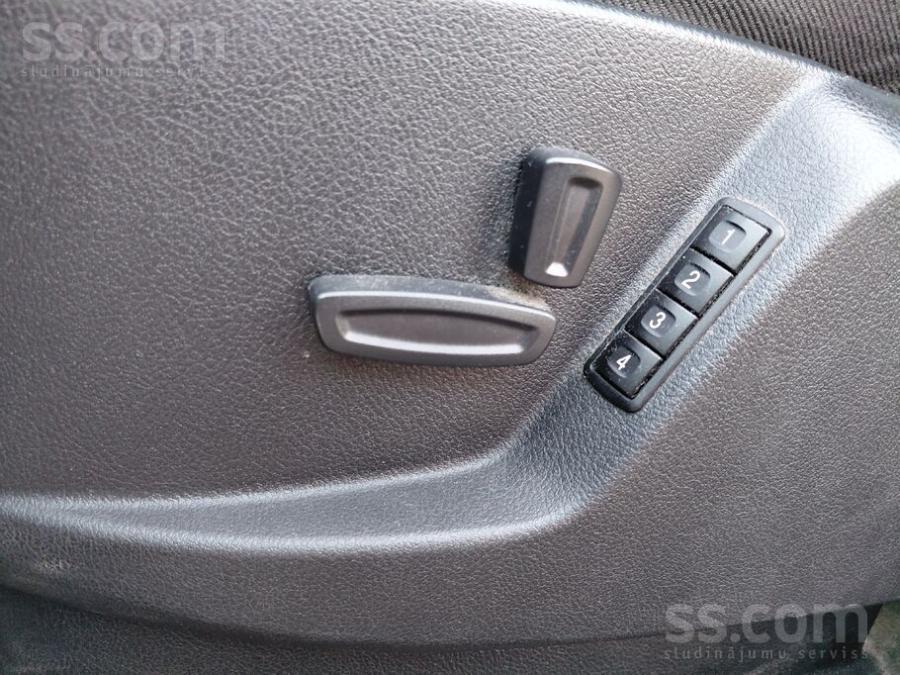 Blue Ford Galaxy 2011 in Liepaja, with an engine capacity of 2.00 L and mileage of 255 thousand km for 5299 €, photo 7 on AUTOMOTO.COM.LV