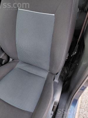Blue Ford Galaxy 2011 in Liepaja, with an engine capacity of 2.00 L and mileage of 255 thousand km for 5299 €, photo 8 on AUTOMOTO.COM.LV