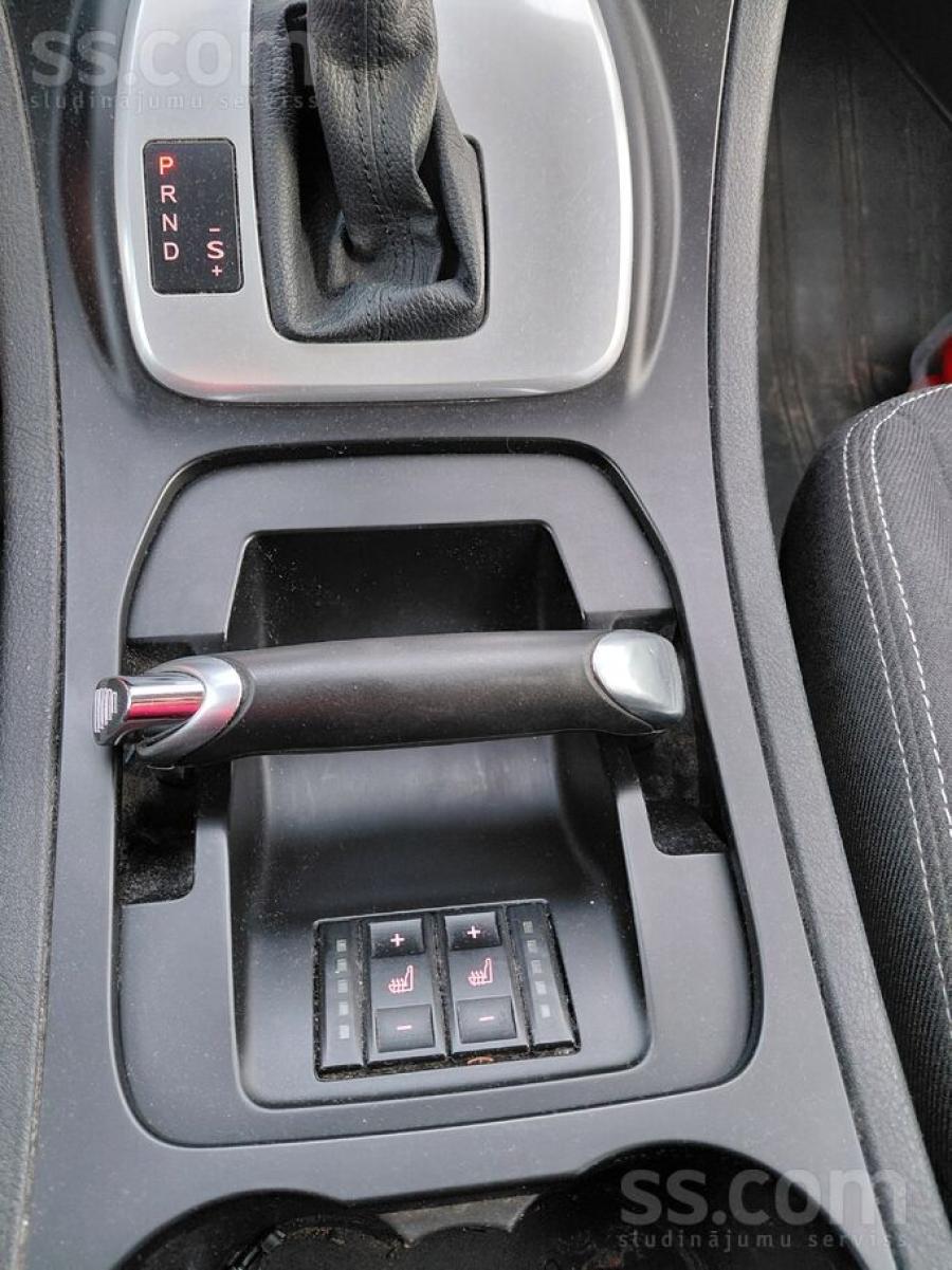 Blue Ford Galaxy 2011 in Liepaja, with an engine capacity of 2.00 L and mileage of 255 thousand km for 5299 €, photo 12 on AUTOMOTO.COM.LV