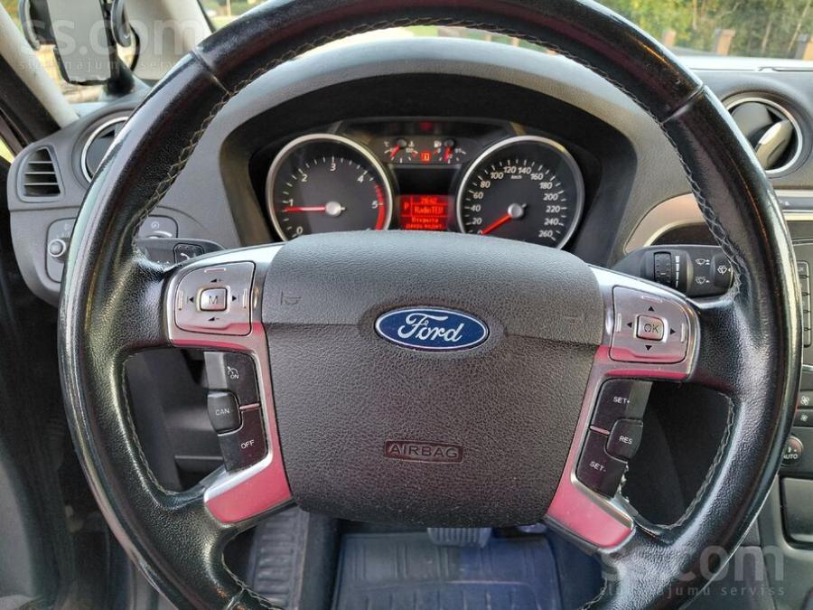 Zils Ford Galaxy 2011 Liepāja, ar dzinēja tilpumu 2.00 L un nobraukumu 255 tūkst. km par 4650 €, foto 14 vietnē AUTOMOTO.COM.LV