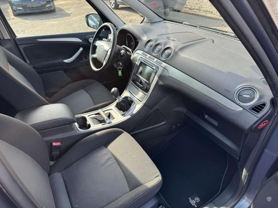 Zils Ford Galaxy 2011 Jurbarkas, ar dzinēja tilpumu 1.56 L un nobraukumu 265 tūkst. km par 4950 €, foto 12 vietnē AUTOMOTO.COM.LV