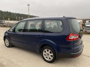 Zils Ford Galaxy 2012 Viļņa, ar dzinēja tilpumu 2.00 L un nobraukumu 249 tūkst. km par 3800 €, foto 4 vietnē AUTOMOTO.COM.LV