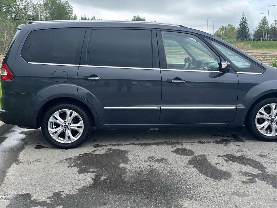 Zils Ford Galaxy 2012 Utena, ar dzinēja tilpumu 2.20 L un nobraukumu 282 tūkst. km par 4650 €, foto 9 vietnē AUTOMOTO.COM.LV