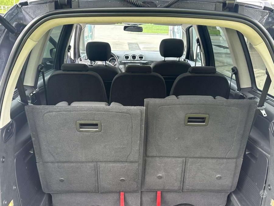 Zils Ford Galaxy 2012 Utena, ar dzinēja tilpumu 2.20 L un nobraukumu 282 tūkst. km par 4650 €, foto 17 vietnē AUTOMOTO.COM.LV