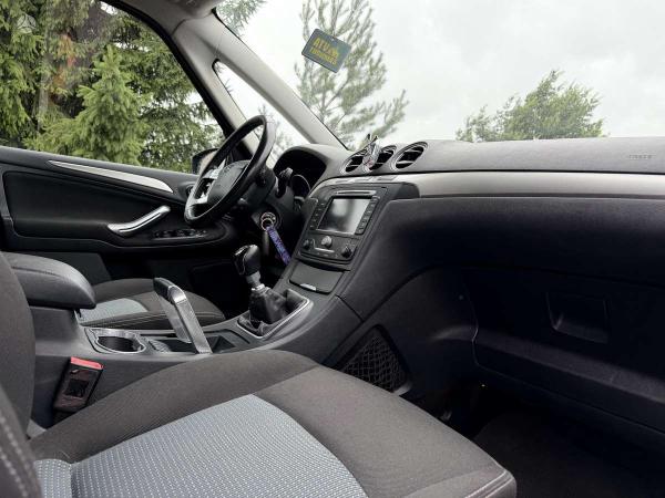 Zils Ford Galaxy 2012 Kauņa, ar dzinēja tilpumu 2.00 L un nobraukumu 299 tūkst. km par 5000 €, foto 6 vietnē AUTOMOTO.COM.LV