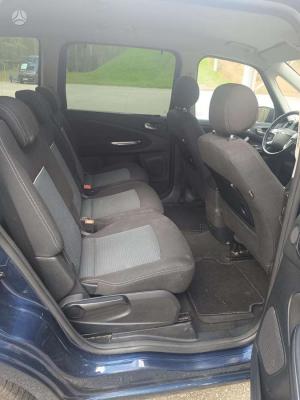 Blue Ford Galaxy 2012 in Druskininkai, with an engine capacity of 2.00 L and mileage of 278 thousand km for 4800 €, photo 13 on AUTOMOTO.COM.LV