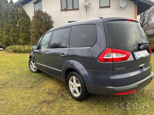 Blue Ford Galaxy 2013 in Riga, with an engine capacity of 2.00 L and mileage of 256 thousand km for 4800 €, photo 5 on AUTOMOTO.COM.LV