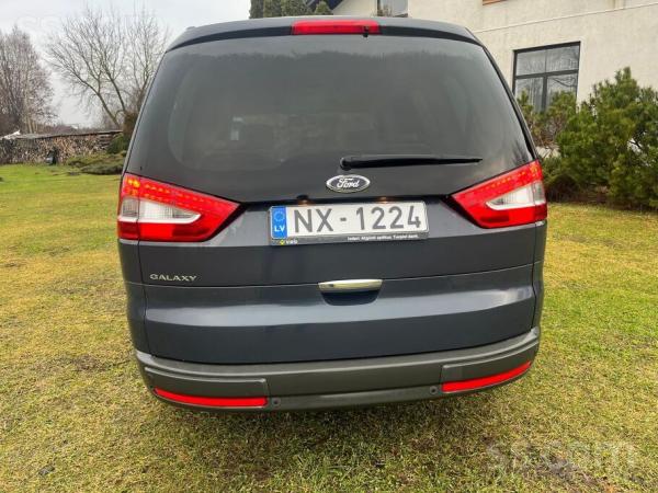 Blue Ford Galaxy 2013 in Riga, with an engine capacity of 2.00 L and mileage of 256 thousand km for 4800 €, photo 8 on AUTOMOTO.COM.LV