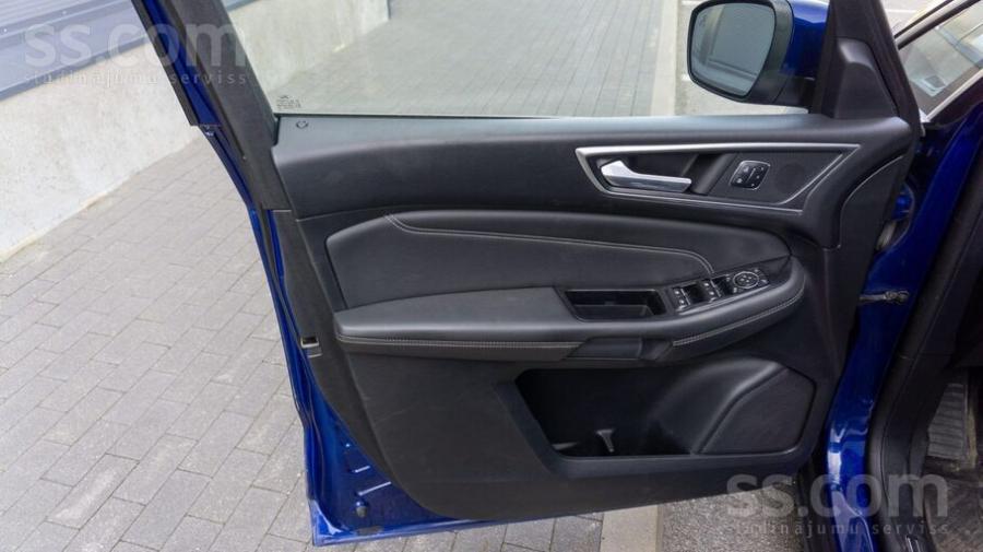 Blue Ford Galaxy 2015 in Riga, with an engine capacity of 2.00 L and mileage of 360 thousand km for 8190 €, photo 30 on AUTOMOTO.COM.LV