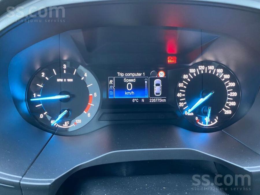 Blue Ford Galaxy 2016 in Kuldiga, with an engine capacity of 2.00 L and mileage of 227 thousand km for 13500 €, photo 10 on AUTOMOTO.COM.LV