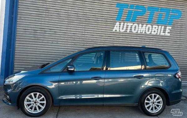 Blue Ford Galaxy 2020 in Kaunas, with an engine capacity of 2.00 L and mileage of 62 thousand km for 28402 €, photo 3 on AUTOMOTO.COM.LV