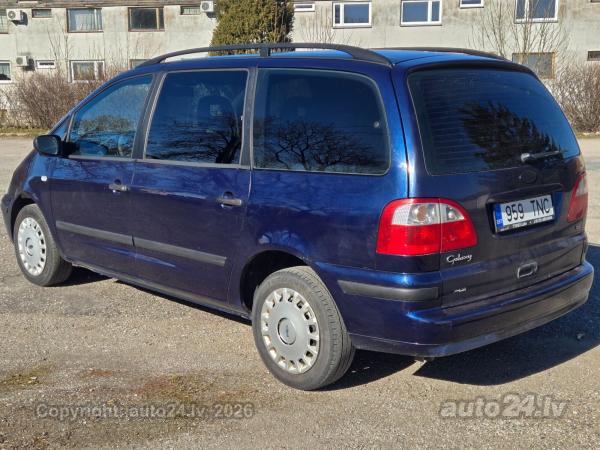 Zils Ford Galaxy 2004 Tallina, ar dzinēja tilpumu 1.90 L un nobraukumu 267 tūkst. km par 2500 €, foto 4 vietnē AUTOMOTO.COM.LV