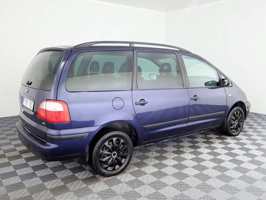 Blue Ford Galaxy 2004 in Tallinn, with an engine capacity of 1.90 L and mileage of 324 thousand km for 1299 €, photo 4 on AUTOMOTO.COM.LV