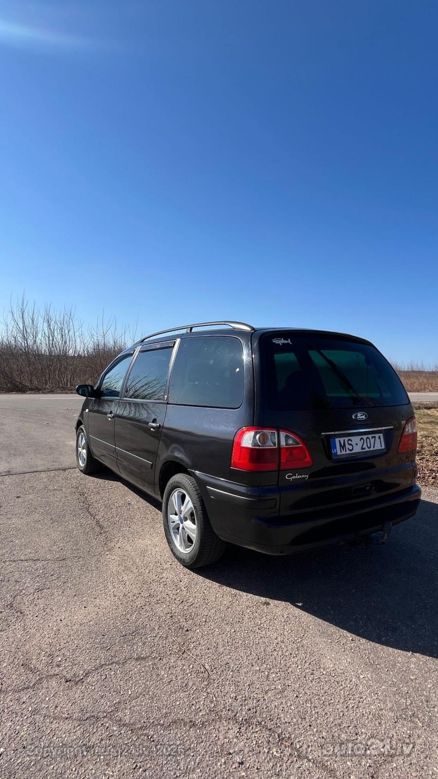 Blue Ford Galaxy 2006 in Daugavpils, with an engine capacity of 1.90 L and mileage of 327 thousand km for 2300 €, photo 3 on AUTOMOTO.COM.LV