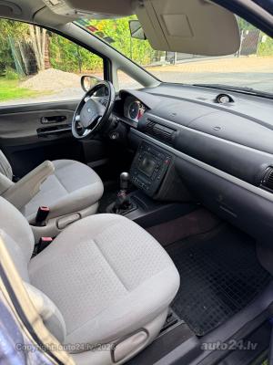 Blue Ford Galaxy 2006 in Tallinn, with an engine capacity of 1.90 L and mileage of 299 thousand km for 1850 €, photo 10 on AUTOMOTO.COM.LV