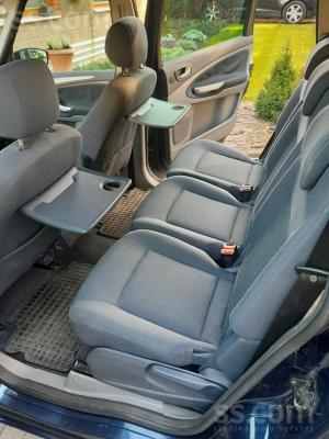 Blue Ford Galaxy 2006 in Cesis, with an engine capacity of 2.00 L and mileage of 379 thousand km for 1950 €, photo 10 on AUTOMOTO.COM.LV