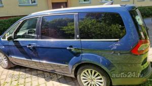 Blue Ford Galaxy 2010 in Tallinn, with an engine capacity of 2.00 L and mileage of 280 thousand km for 5200 €, photo 5 on AUTOMOTO.COM.LV