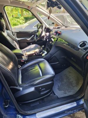 Blue Ford Galaxy 2010 in Tallinn, with an engine capacity of 2.00 L and mileage of 280 thousand km for 5200 €, photo 11 on AUTOMOTO.COM.LV
