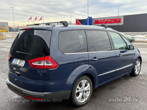 Blue Ford Galaxy 2013 in Rapla, with an engine capacity of 2.00 L and mileage of 307 thousand km for 4000 €, photo 3 on AUTOMOTO.COM.LV