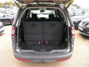 Brūns Ford Galaxy 2013 Rīga, ar dzinēja tilpumu 2.00 L un nobraukumu 333 tūkst. km par 5650 €, foto 6 vietnē AUTOMOTO.COM.LV