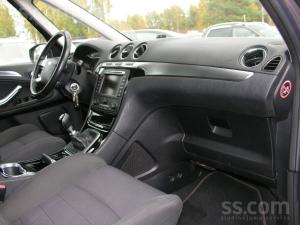 Brūns Ford Galaxy 2013 Rīga, ar dzinēja tilpumu 2.00 L un nobraukumu 333 tūkst. km par 5650 €, foto 8 vietnē AUTOMOTO.COM.LV