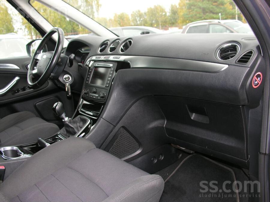 Brūns Ford Galaxy 2013 Rīga, ar dzinēja tilpumu 2.00 L un nobraukumu 333 tūkst. km par 5650 €, foto 8 vietnē AUTOMOTO.COM.LV