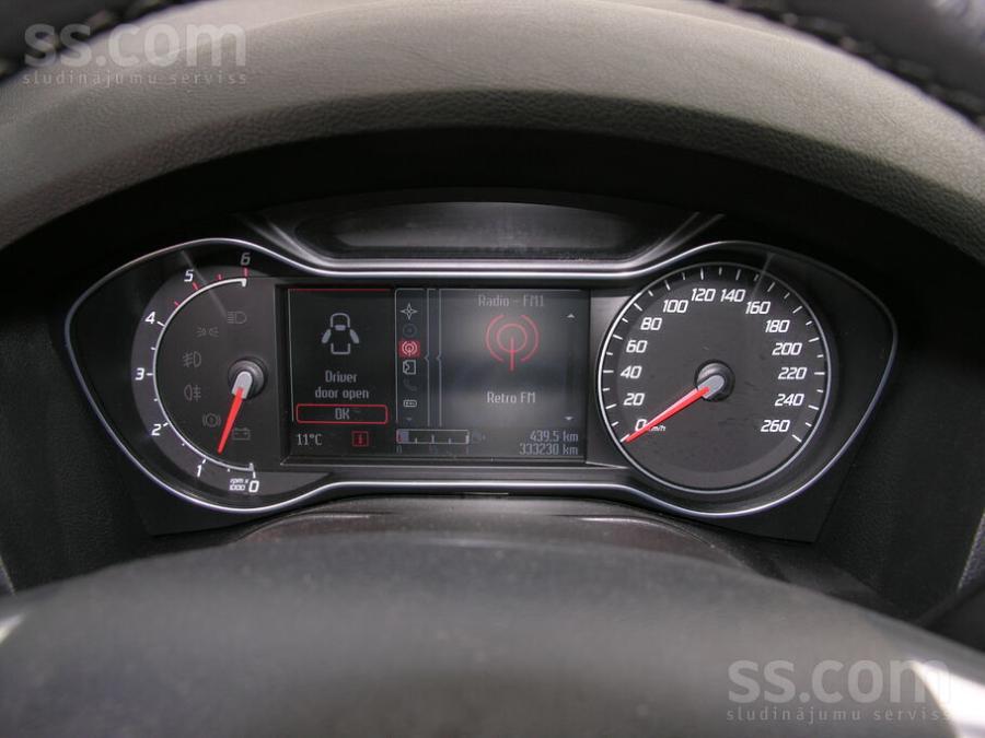Brūns Ford Galaxy 2013 Rīga, ar dzinēja tilpumu 2.00 L un nobraukumu 333 tūkst. km par 5650 €, foto 15 vietnē AUTOMOTO.COM.LV