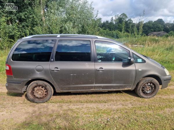 Brūns Ford Galaxy 2002 Ignalina, ar dzinēja tilpumu 1.90 L un nobraukumu 350 tūkst. km par 350 €, foto 4 vietnē AUTOMOTO.COM.LV