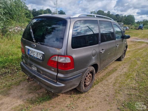 Brūns Ford Galaxy 2002 Ignalina, ar dzinēja tilpumu 1.90 L un nobraukumu 350 tūkst. km par 350 €, foto 5 vietnē AUTOMOTO.COM.LV