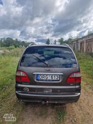 Brūns Ford Galaxy 2002 Ignalina, ar dzinēja tilpumu 1.90 L un nobraukumu 350 tūkst. km par 350 €, foto 7 vietnē AUTOMOTO.COM.LV